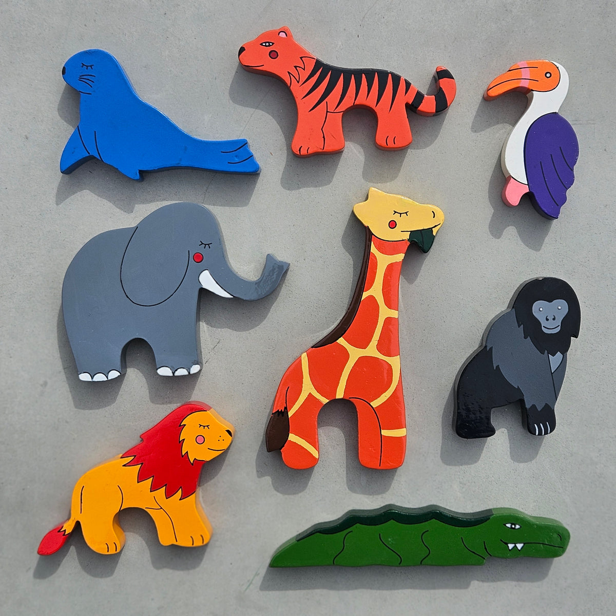 Wooden Animal Magnets, Chunky Fridge Magnets for Kids,Alphabet Jigsaws